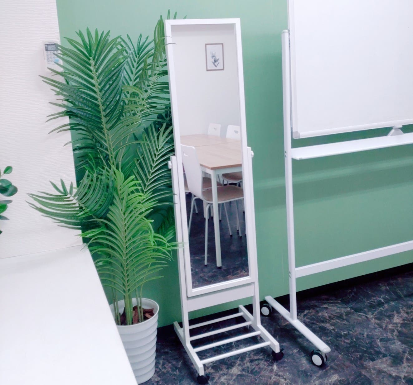 【ゆりねこ会議室】JR両国駅西口徒歩30秒のレンタルスペース！！２０２２年９月OPEN！多目的スペース☆彡パーティの写真16