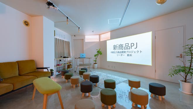 @400円/hほどで1フロア貸切🎉毎回清掃🧹最大40名🙆♀広々空間🍷24H🌠120㌅大画面プロジェクター🎥スマホ・PC投影💻の写真6