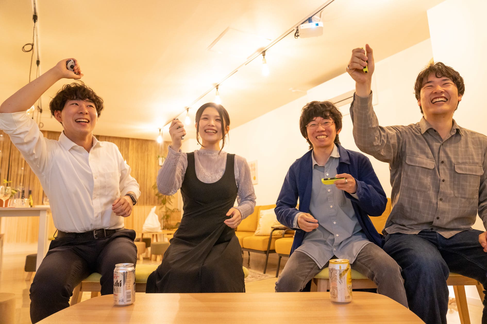 @400円/hほどで1フロア貸切🎉毎回清掃🧹最大40名🙆‍♀広々空間🍷24H🌠120㌅大画面プロジェクター🎥スマホ・PC投影💻の写真17