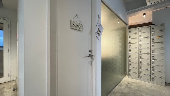 【渋谷・表参道・青山】6名様までのミーティングにご利用可能。静かな環境での打ち合わせに適したデザイナーズ会議室。モニター付。の写真7