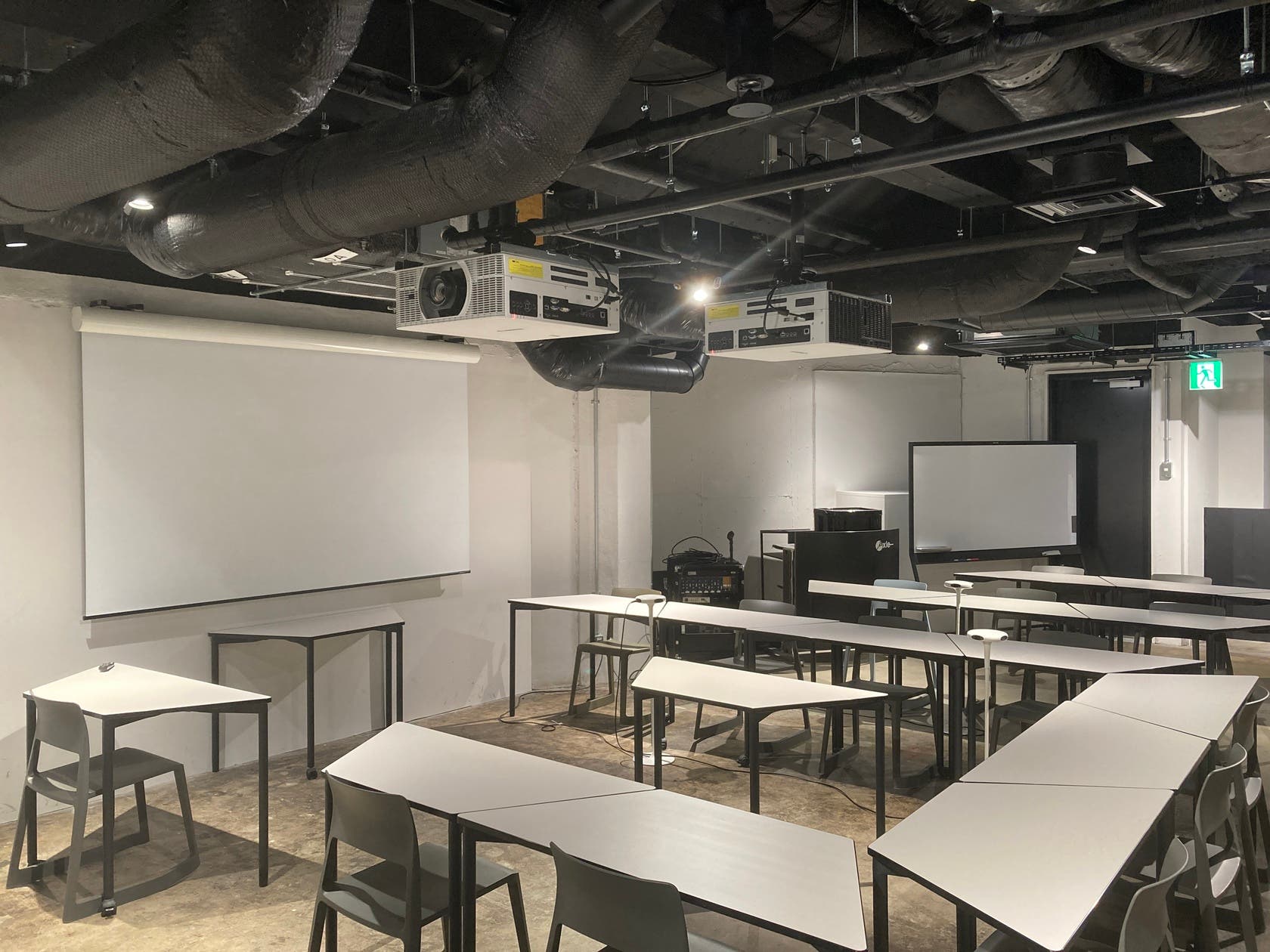 御茶ノ水・小川町・神保町各駅よりアクセス可　最大50名のイベント施設の写真6