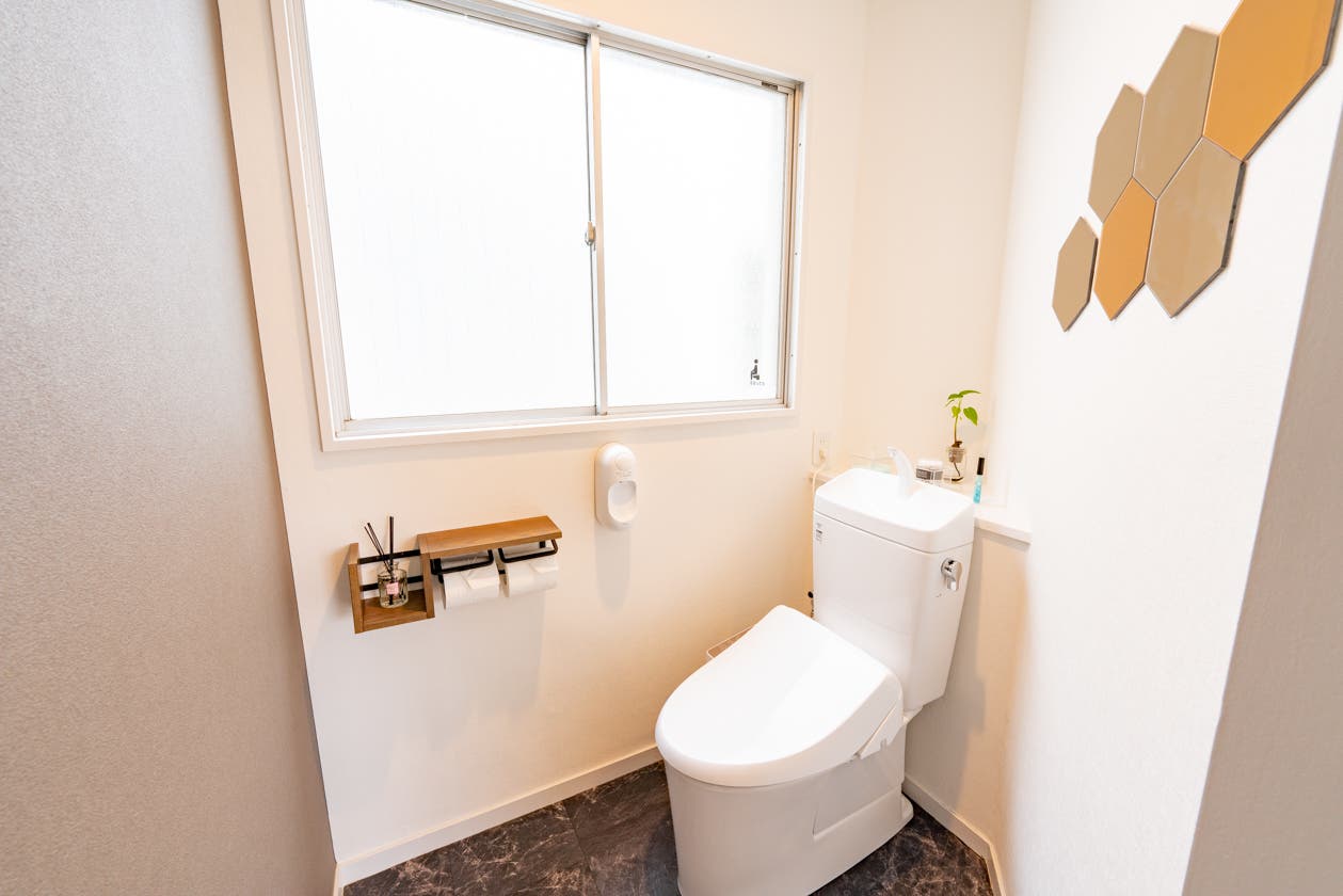 @400円/hほどで1フロア貸切🎉毎回清掃🧹最大40名🙆‍♀広々空間🍷24H🌠120㌅大画面プロジェクター🎥スマホ・PC投影💻の写真26