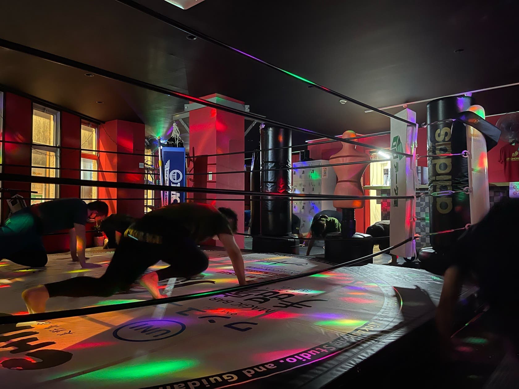 福岡市城南区荒江四角のキックボクシングジム🥊｜トレーニング・レッスン・研修・撮影会・女子会などにの写真4