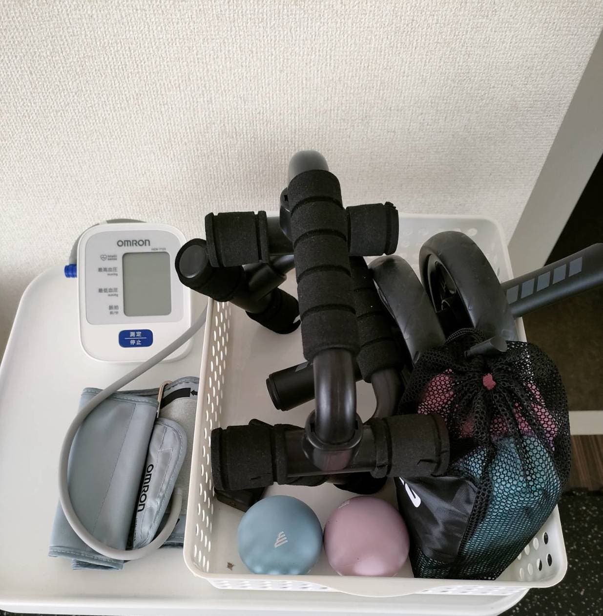 24時間ジム、新宿3丁目駅3分、当日予約でお得な割引きも！人気マルチマシン完備、個人利用可、自分好みの照明演出に、ドラマ出演ジムの写真20