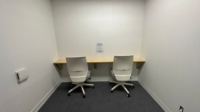 北上尾駅徒歩11分!【¥1,100/1h!無料駐車場あり!】フリードリンク付き 貸軽防音ブースAの写真2