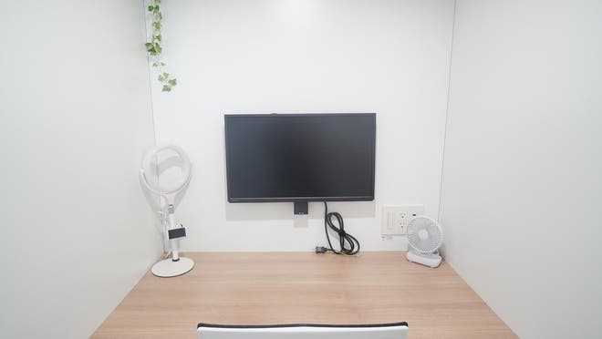<PaO Work 新宿No.2>完全個室ワークブース💼光回線高速Wi-Fi📶モニター🖥テレワーク/ZOOM/面接/自習/作業の写真3