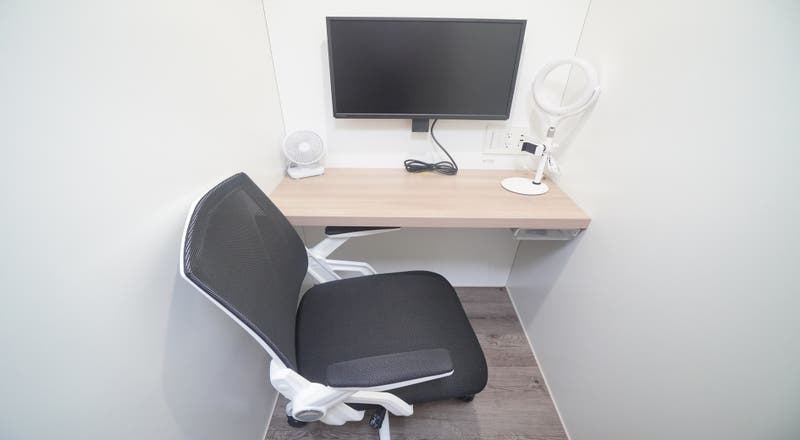＜PaO Work 新宿No.4＞完全個室ワークブース💼光回線高速Wi-Fi📶モニター🖥テレワーク/ZOOM/面接/自習/作業の評価とレビュー | スペースマーケット