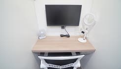<PaO Work 新宿No.4>完全個室ワークブース💼光回線高速Wi-Fi📶モニター🖥テレワーク/ZOOM/面接/自習/作業の写真3