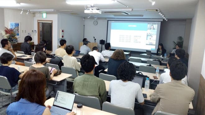 【市ヶ谷・半蔵門・九段下】最大54名収容の綺麗な会議室/会議・研修・イベント・ゲーム会/高速光WIFI/高画質プロジェクターの写真9