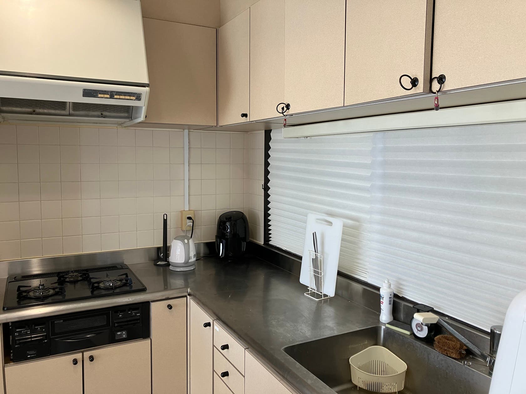 鹿島田駅徒歩5分！ 💼 15名収容可能なイベント&コワーキングスペース 🎉 キッチン・プロジェクター・Wi-Fi完備 📶の写真9