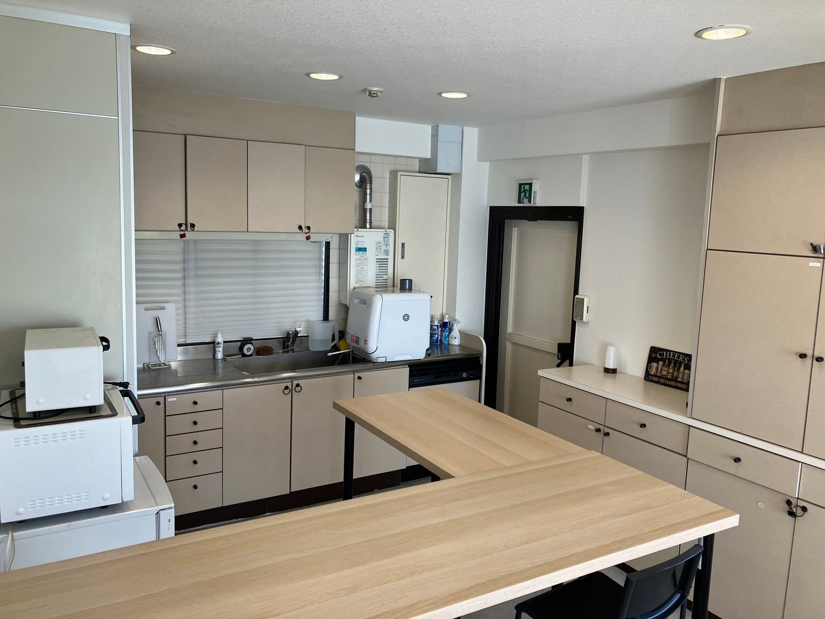 鹿島田駅徒歩5分！ 💼 15名収容可能なイベント&コワーキングスペース 🎉 キッチン・プロジェクター・Wi-Fi完備 📶の写真10