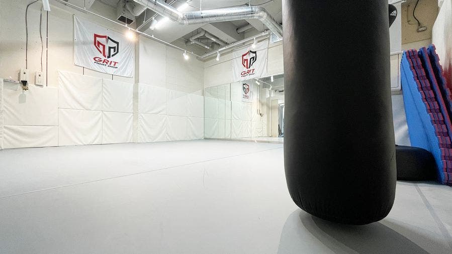 グリットファイトショップ内 水道橋駅徒歩2分 サンドバッグ完備 ボクシング ヨガ ダンス パーソナルの写真8