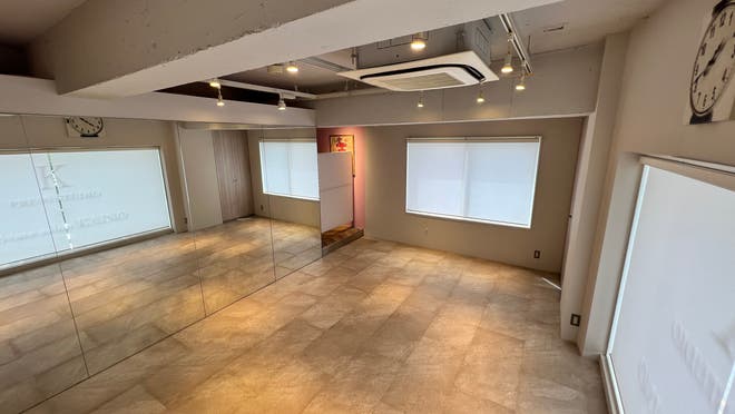 外苑前駅徒歩7分|多目的レンタルスペース|ポップアップ、ヨガ、撮影、ダンス、エステ整体の写真6
