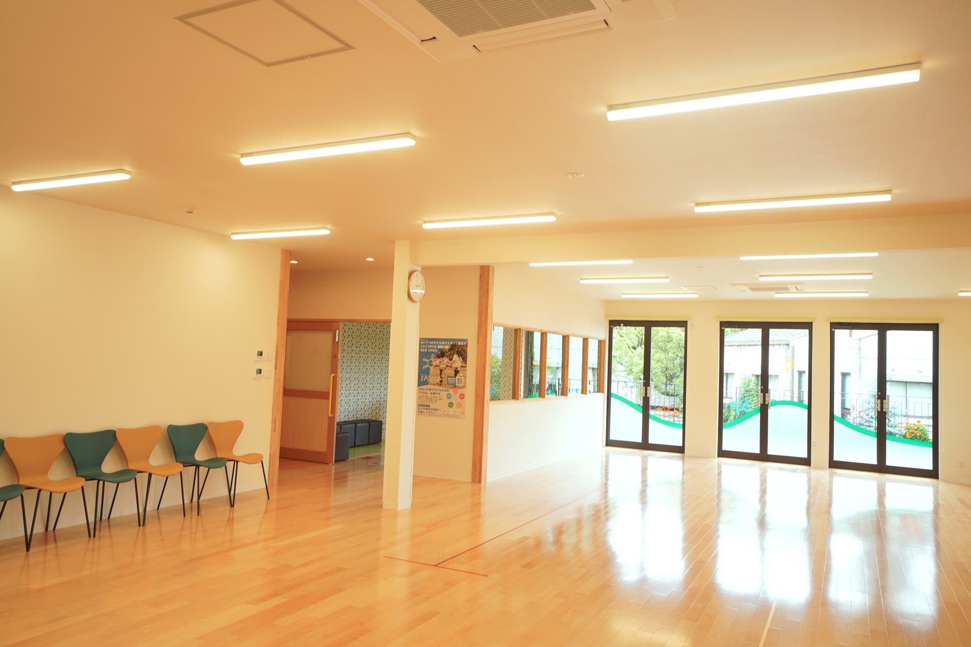 ＜レンタルスタジオSPOCCO鶴舞公園＞ツルマガーデン内🌳更衣室👗大型パネルミラー🧘‍♀️Wi-Fi📶の写真7