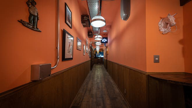 【全貸切】池尻大橋駅から徒歩3分の隠れ家バー〈シミュレーションゴルフバー〉〈スナック〉の写真8