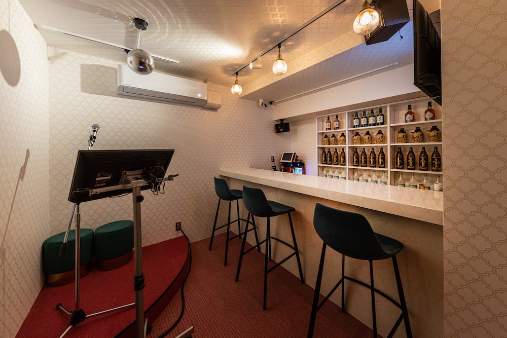 【全貸切】池尻大橋駅から徒歩3分の隠れ家バー〈シミュレーションゴルフバー〉〈スナック〉の写真15