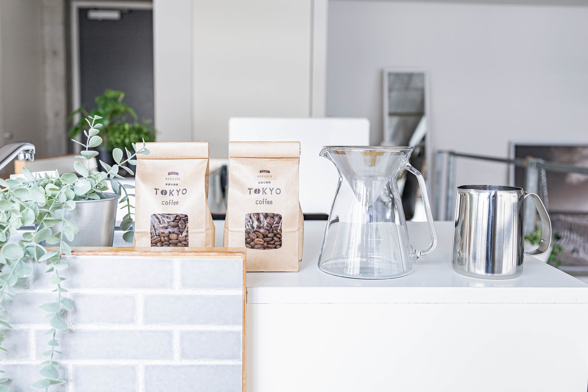 Ａ２．［天井高4M・2面採光］多面性のあるスタイリッシュ空間　MV/対談/カフェ/バス/ベッドの写真13