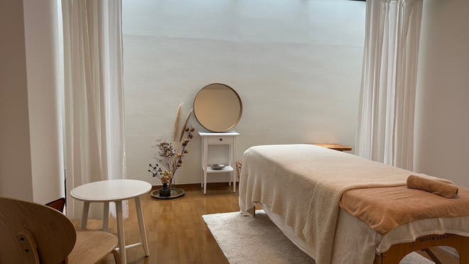 【薬院駅徒歩3分】完全個室 のプライベートサロンが私のサロンに。エステ・整体・マッサージに【スペース2】minoribaの写真1