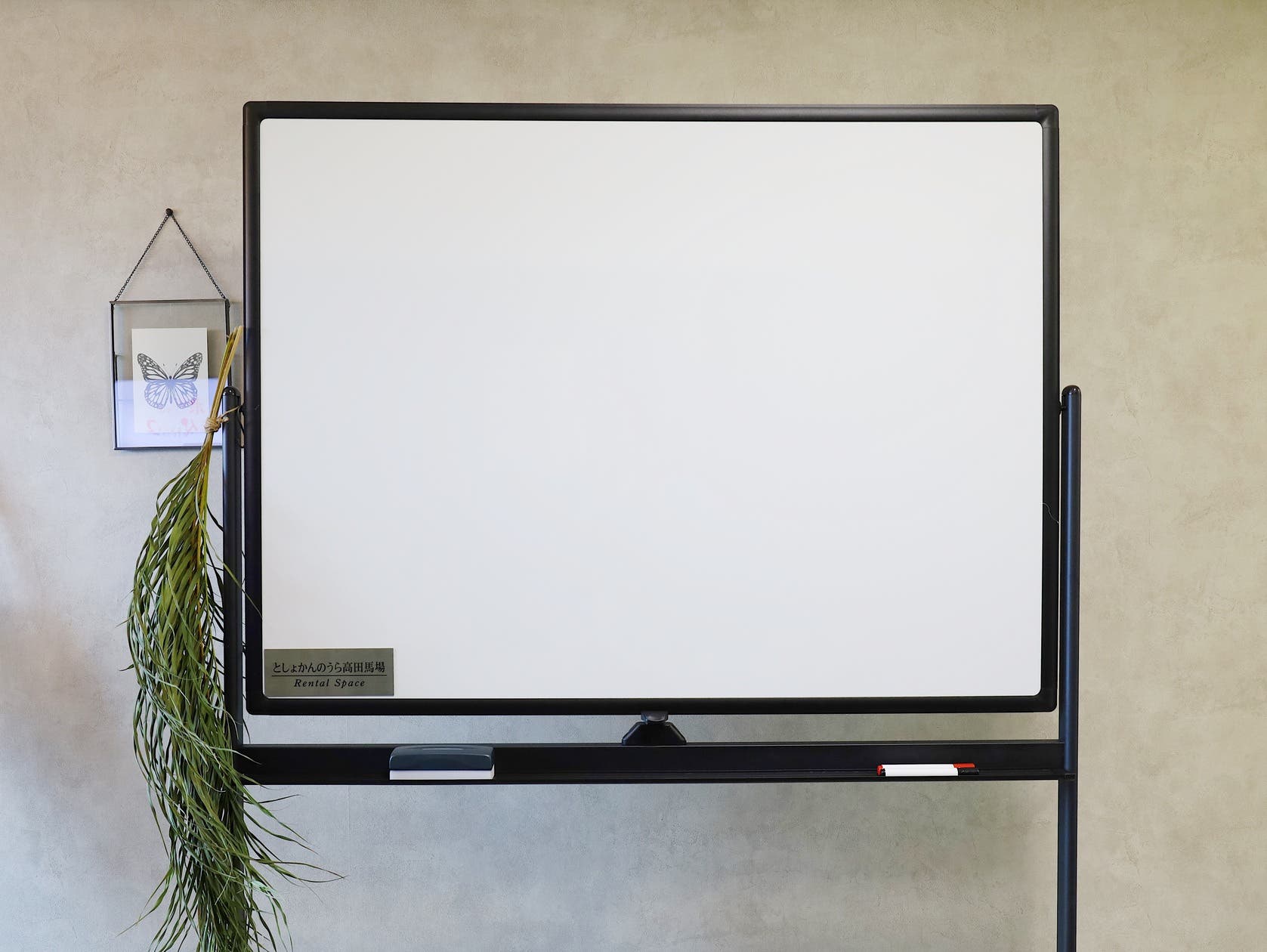 高田馬場2分の寛げる空間🍃超大型65型TV📺/ブルーレイ/Fire TV/光WiFi📶会議/撮影📹/動画鑑賞/ボドゲ♠の写真6