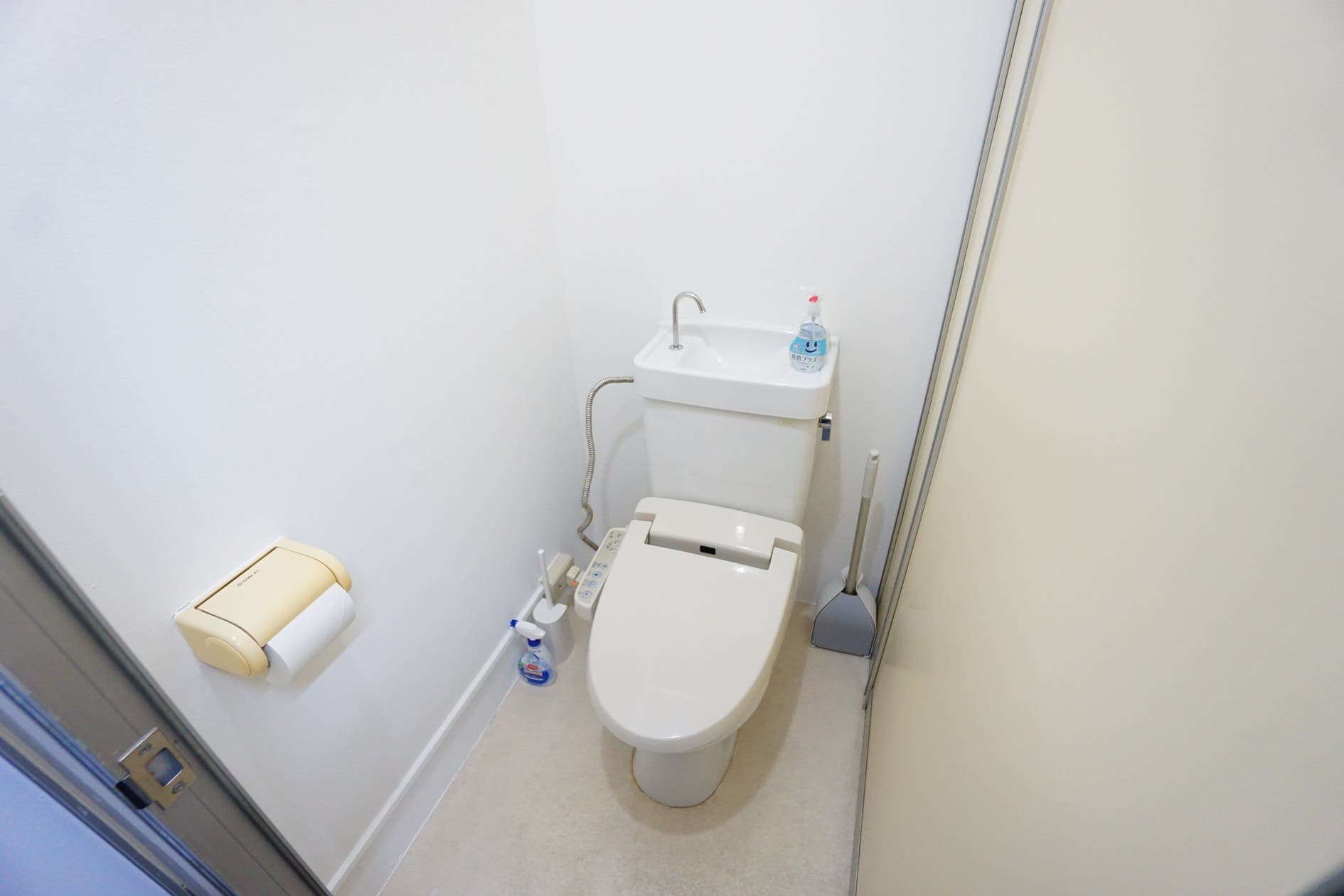 ＜Pao Work 神田東口No.5＞完全個室ワークブース💼光回線Wi-Fi📶モニター🖥テレワーク/ZOOM/自習/作業場所の写真8