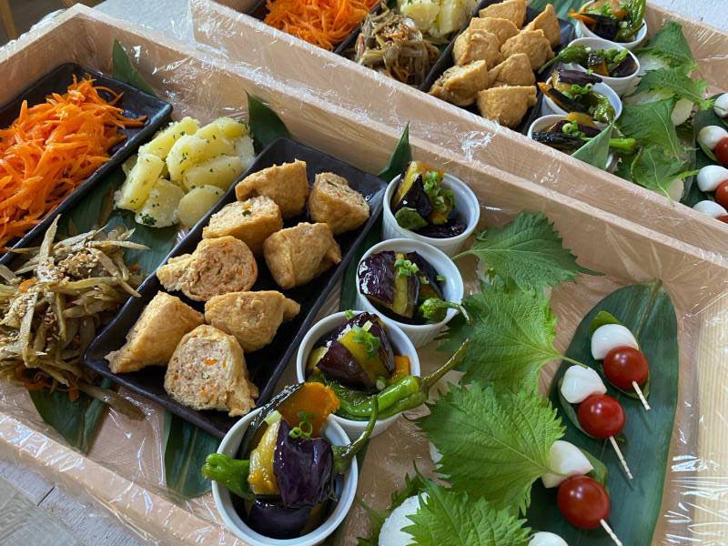 食事、スイーツ提供の画像2