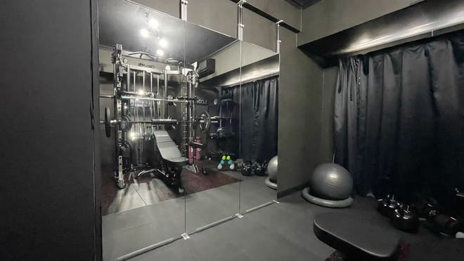 【JR目黒駅3分】✨目黒最安値✨ 駅チカ!高性能設備、清潔感のある豪華な内装、トレーニング器具充実の写真5