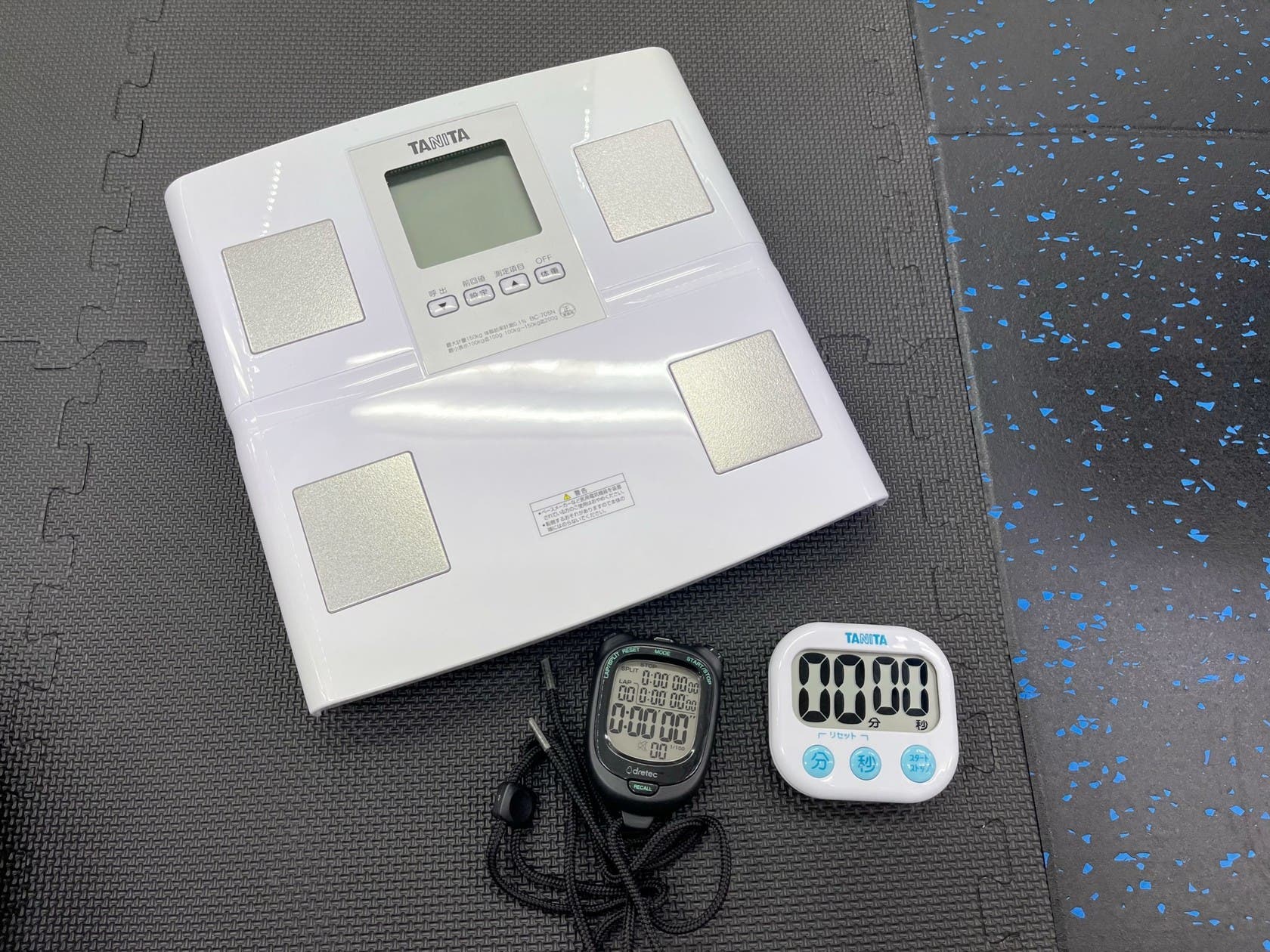 【JR目黒駅３分】✨目黒最安値✨ 駅チカ！高性能設備、清潔感のある豪華な内装、トレーニング器具充実の写真10