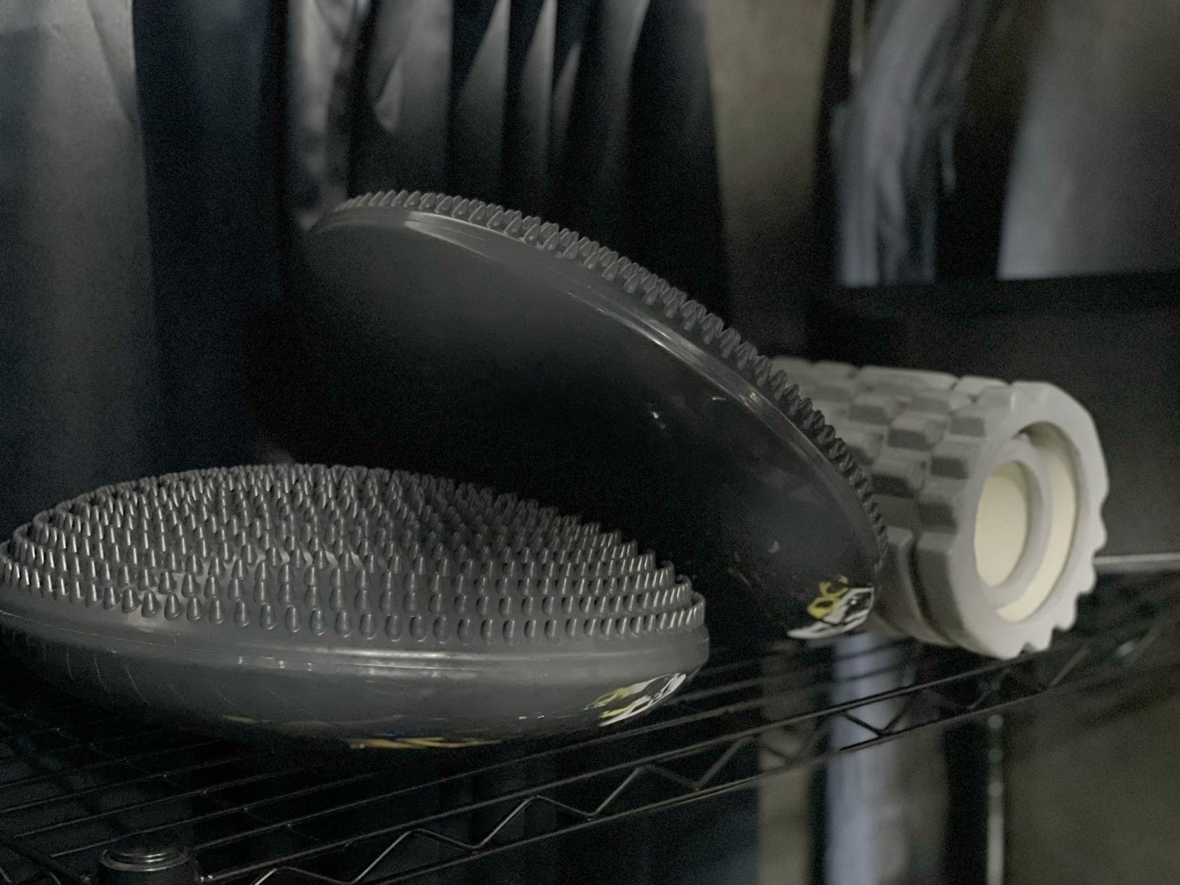 【JR目黒駅３分】✨目黒最安値✨ 駅チカ！高性能設備、清潔感のある豪華な内装、トレーニング器具充実の写真15