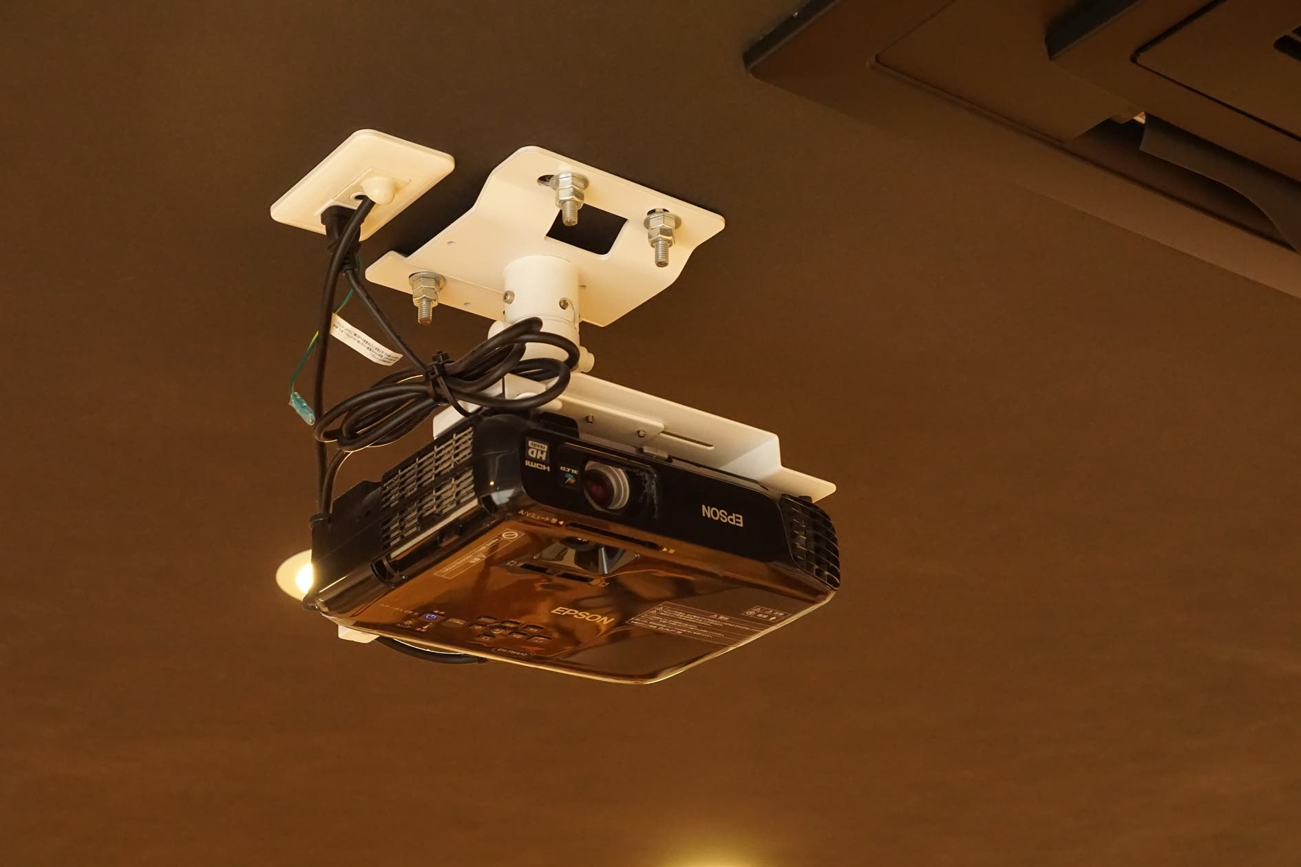 プロジェクタの画像1