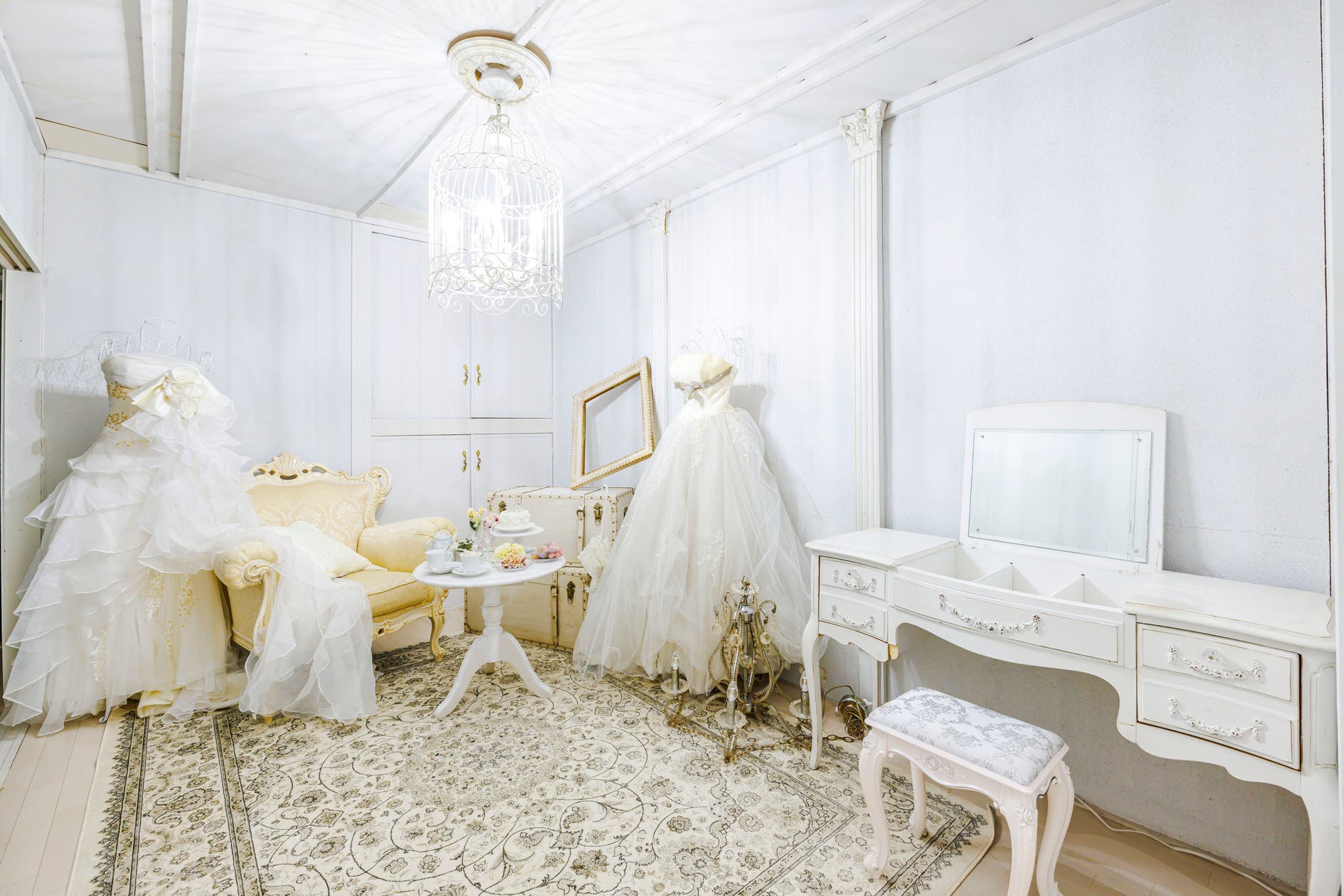 1組貸切型フォトスタジオ【アンティークス名古屋北店】ポートレート/コスプレ/パーティ/本人不在の誕生日会/商用利用可の写真18