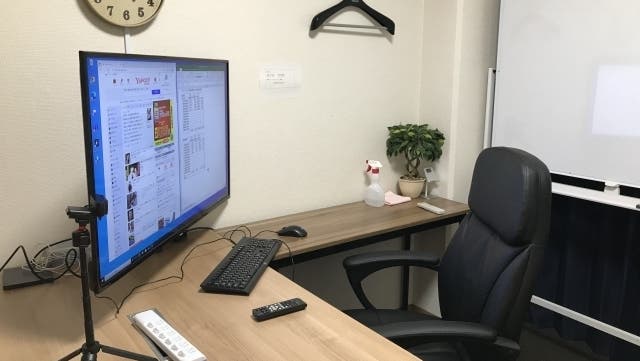 【天満橋駅2分】完全個室タイプの会議室・41インチモニター・パソコン無料貸出/面接面談・勉強会・打合せ・レッスンの写真3