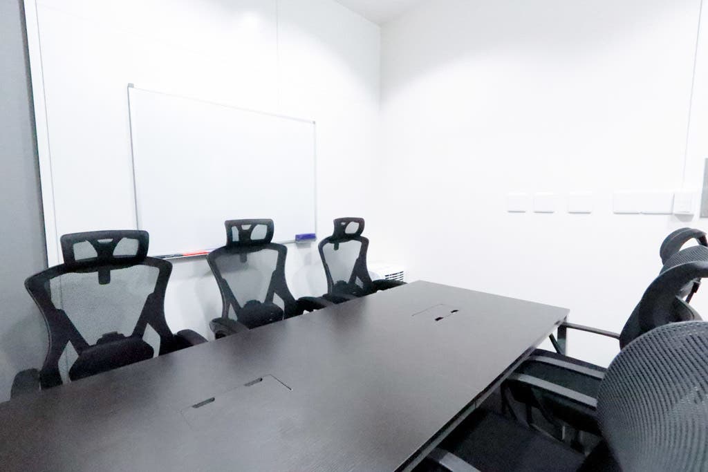 【五反田駅 徒歩1分！完全個室！8名利用可！】大型モニター・WiFi無料・オフィスチェア！ふれあい貸し会議室 五反田No81の写真6