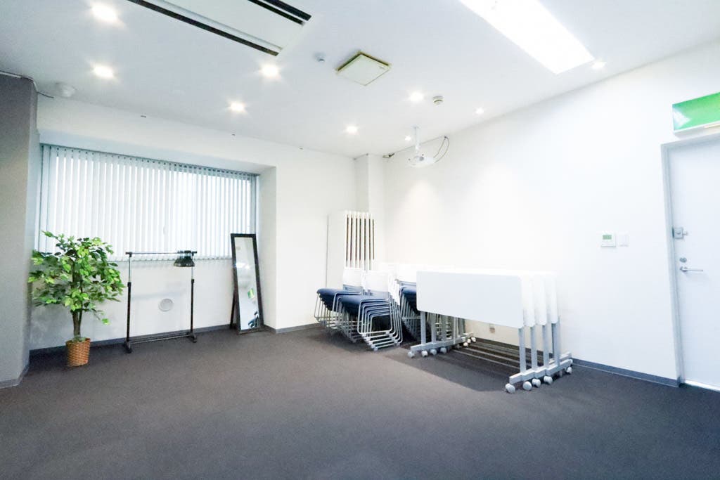 【五反田駅 徒歩1分！中型会議室！33名利用可！】プロジェクター・WiFi無料！ふれあい貸し会議室 五反田No82の写真17