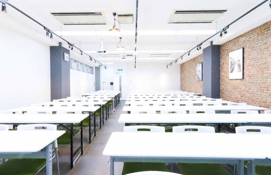 【五反田駅 徒歩1分！大型会議室！91名利用可！】高性能プロジェクター・マイク・WiFi無料！ふれあい貸し会議室 五反田No79の写真4