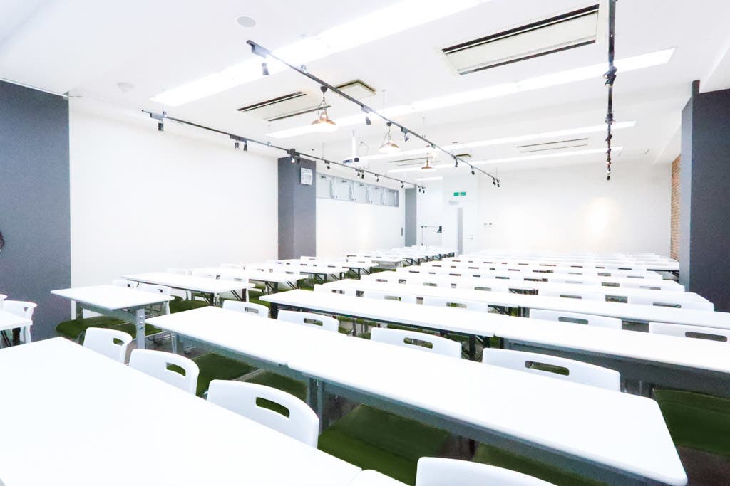 【五反田駅 徒歩1分！大型会議室！91名利用可！】高性能プロジェクター・マイク・WiFi無料！ふれあい貸し会議室 五反田No79の写真5