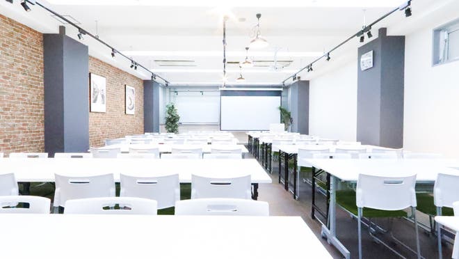 【五反田駅 徒歩1分!大型会議室!91名利用可!】高性能プロジェクター・マイク・WiFi無料!ふれあい貸し会議室 五反田No79の写真7