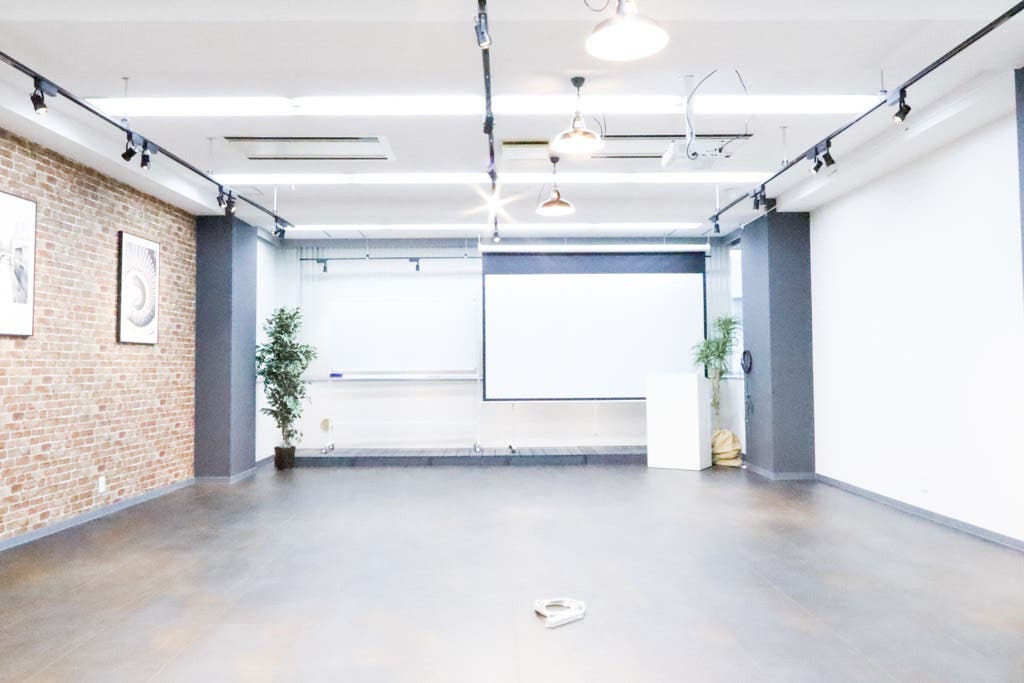 【五反田駅 徒歩1分！大型会議室！91名利用可！】高性能プロジェクター・マイク・WiFi無料！ふれあい貸し会議室 五反田No79の写真21