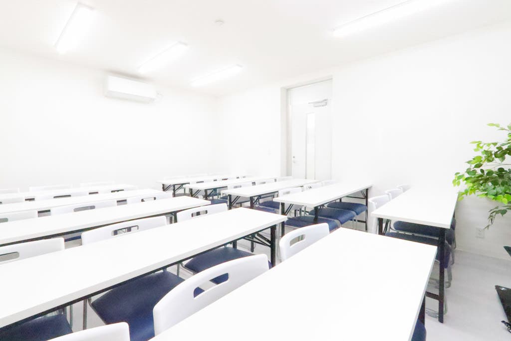 【目黒駅正面口 15秒！駅直結アトレ目黒2隣り！30名】モニター・ホワイトボード・WiFi無料！ふれあい貸し会議室 目黒No83の写真6