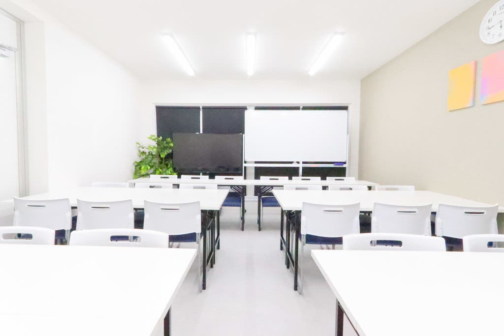 【目黒駅正面口 15秒！駅直結アトレ目黒2隣り！30名】モニター・ホワイトボード・WiFi無料！ふれあい貸し会議室 目黒No83の写真8