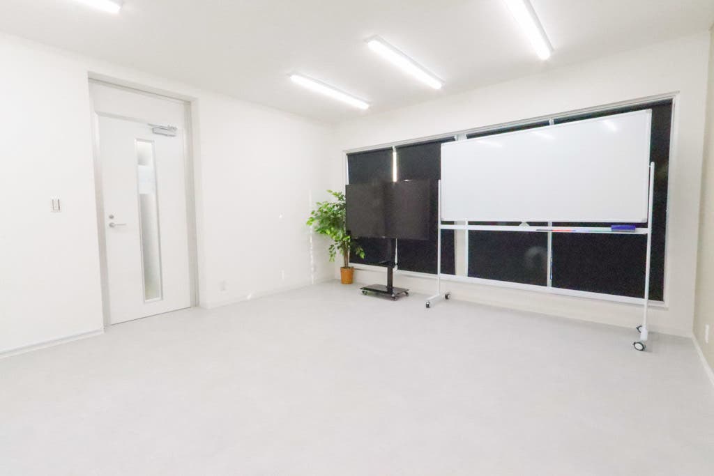 【目黒駅正面口 15秒！駅直結アトレ目黒2隣り！30名】モニター・ホワイトボード・WiFi無料！ふれあい貸し会議室 目黒No83の写真24