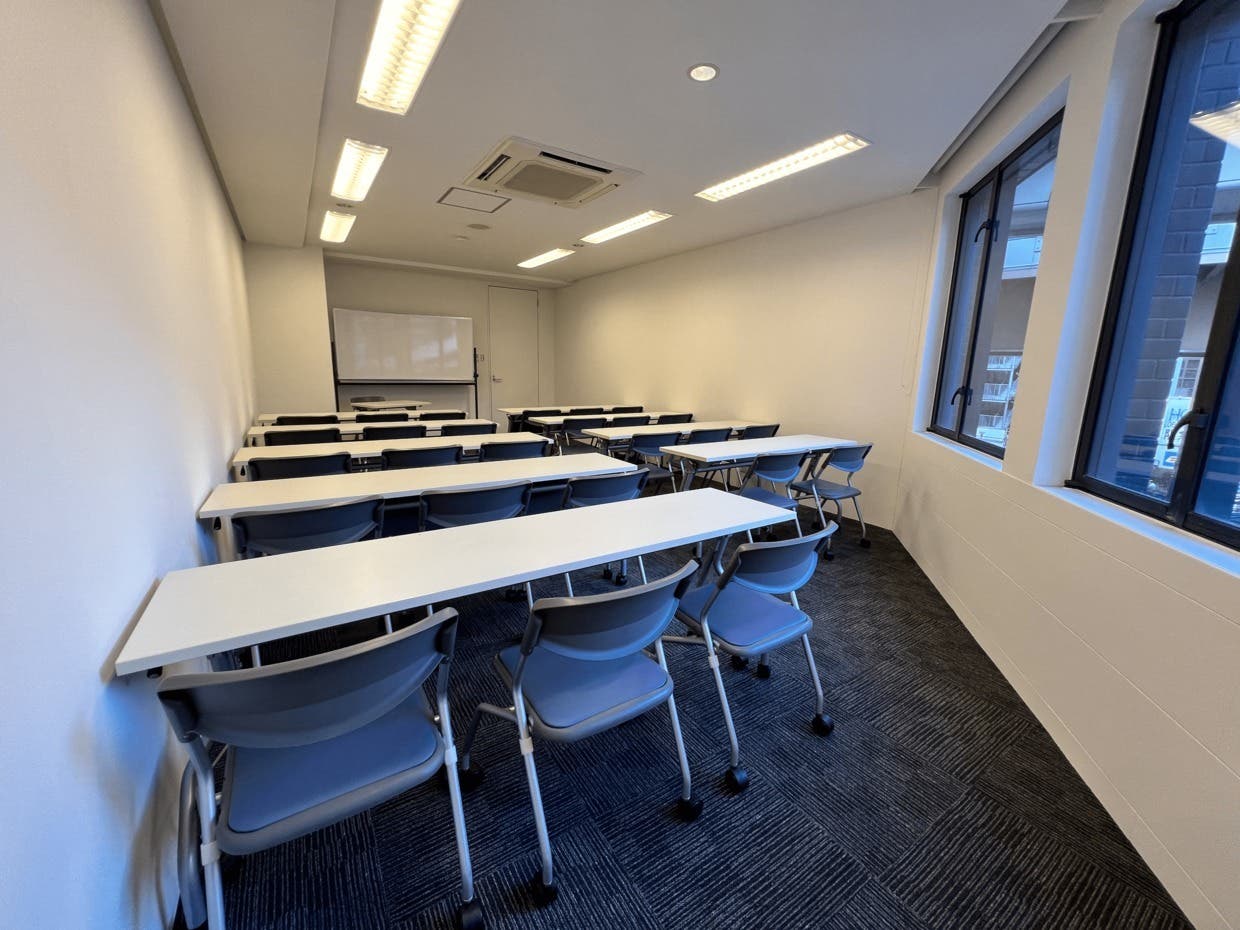 大阪会議室　梅田北新地店　Room B（セルフ設営/当日予約OK）の写真4