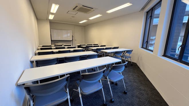 大阪会議室 梅田北新地店 Room B(セルフ設営/当日予約OK)の写真4