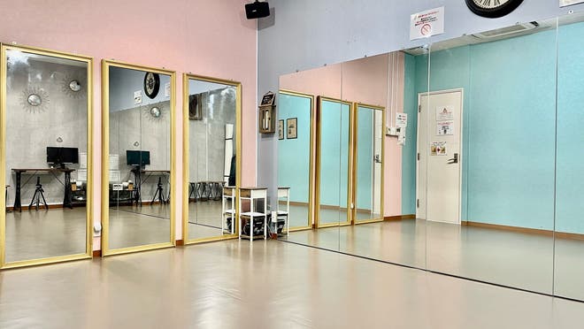【横浜関内】リノリウム床にリニューアル!フラメンコ・タップ・バレエ可!BOSEスピーカー有!ダンス・撮影に【グリーンスペース】の写真2