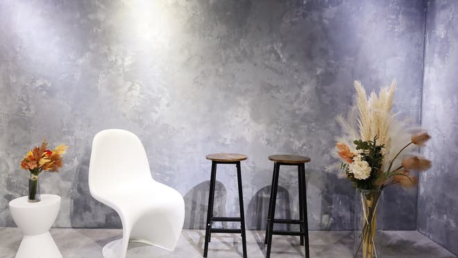 【東銀座駅1分】大型L字漆喰壁、対談動画配信、商品・動画撮影、ウェディング、家族、マタニティ、自然光3面、背景5、移動式パネルの写真3