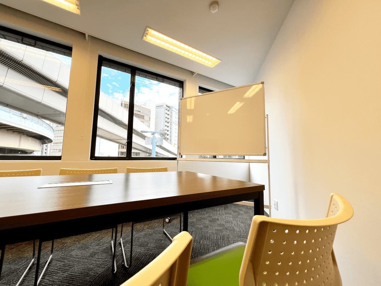 大阪会議室　梅田北新地店　Room D（セルフ設営/当日予約OK）の写真4
