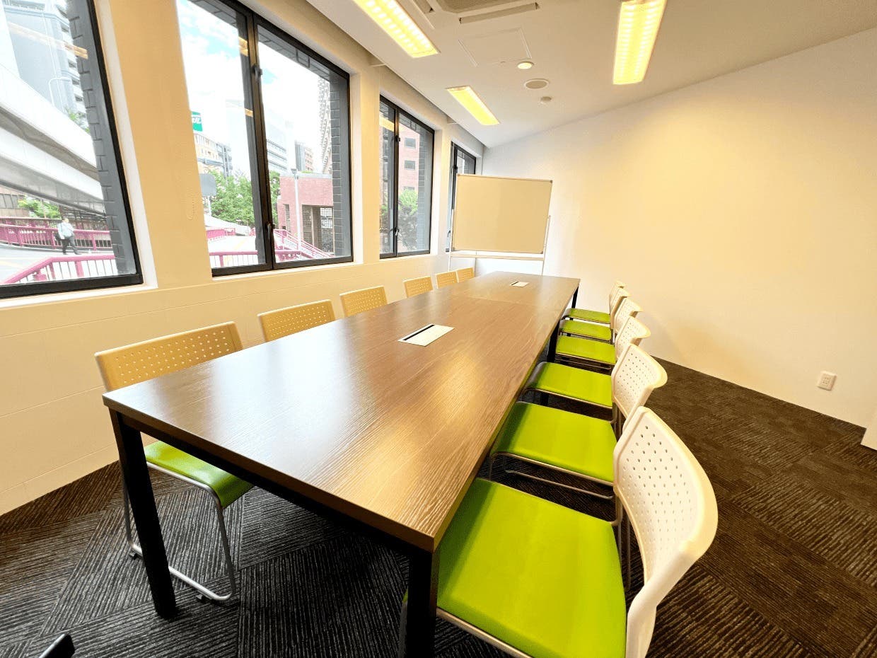大阪会議室　梅田北新地店　Room D（セルフ設営/当日予約OK）の写真5