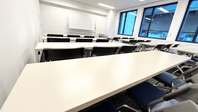 大阪会議室 梅田北新地店 Room C(セルフ設営/当日予約OK)の写真7