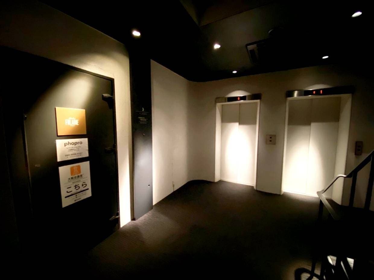 大阪会議室　梅田北新地店　Room C（セルフ設営/当日予約OK）の写真17