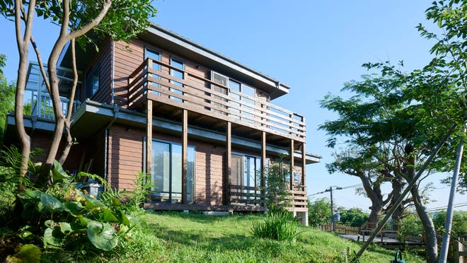 撮影・収録向け|山の眺望と自然光が美しい一軒家スタジオの写真4