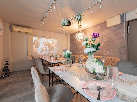 ≪心斎橋≫10人迄♪心斎橋駅徒歩30秒/パルコ前✨120インチスクリーン/カラオケ/完全個室/プロジェクターの写真15